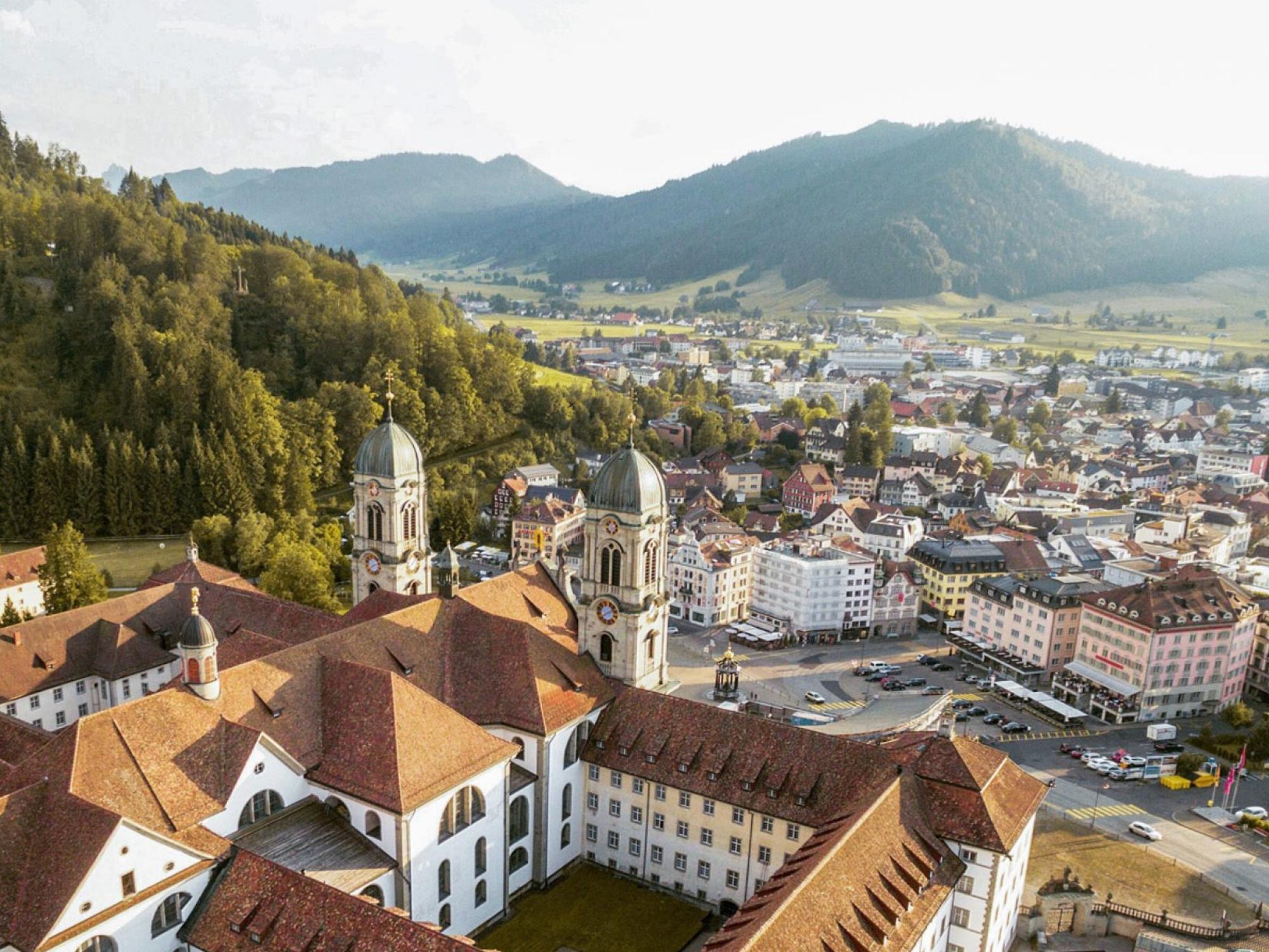 "Le Codex Oméga" Jeu d'Évasion en Plein Air Einsiedeln | Suisse Tourisme