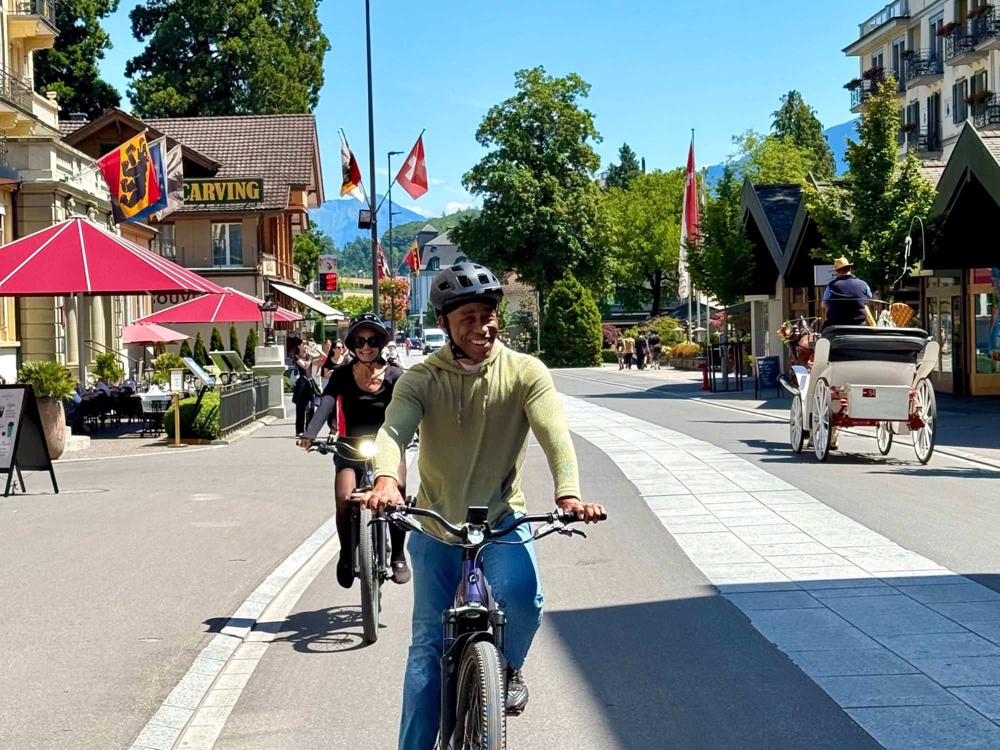 "Lakes, Ruins and Viewpoints" - Discover Interlaken by E-Bike ...
