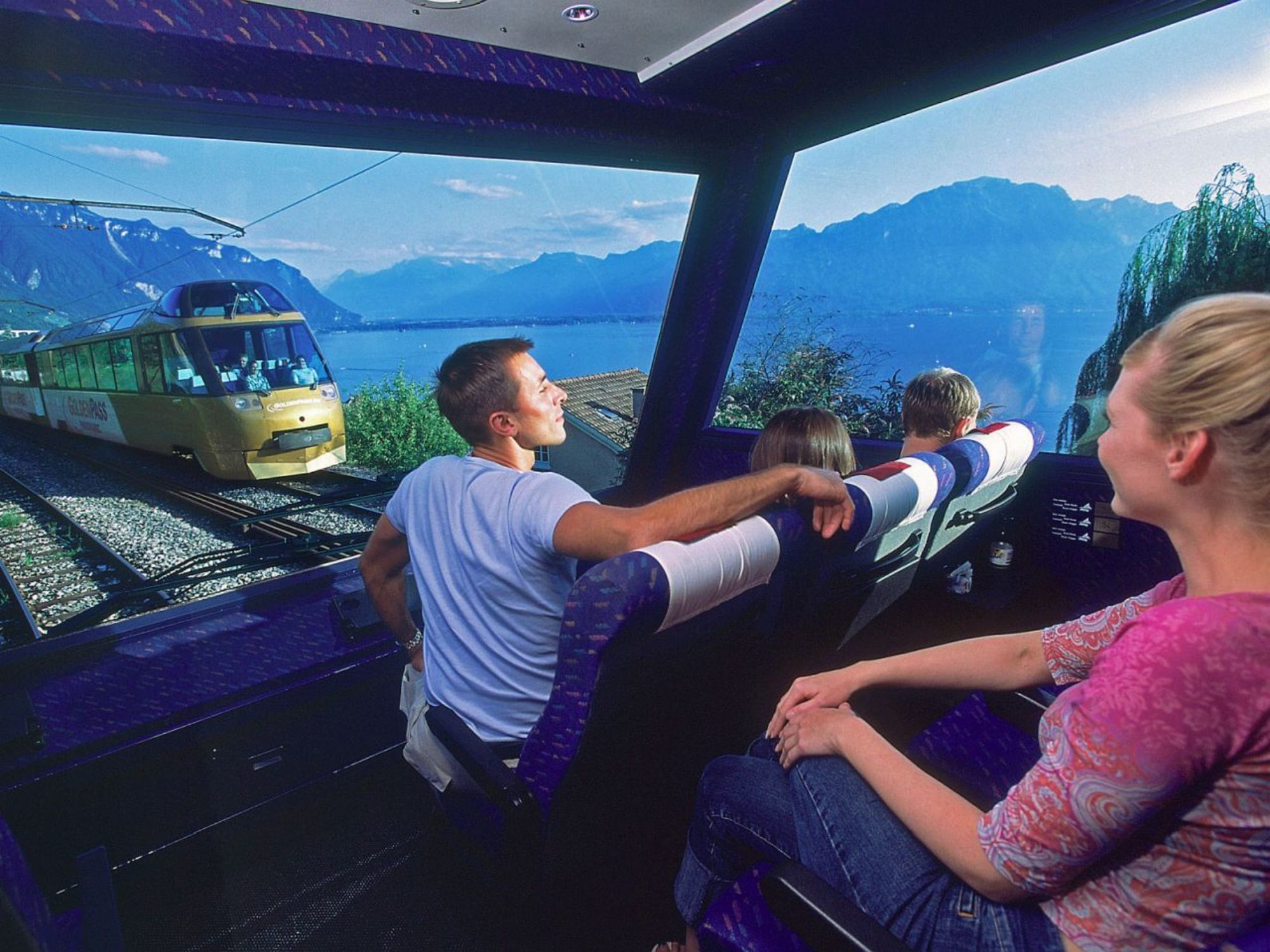 From Geneva: Gruyères bus tour, Alpine cheese dairy, chocolate factory ...