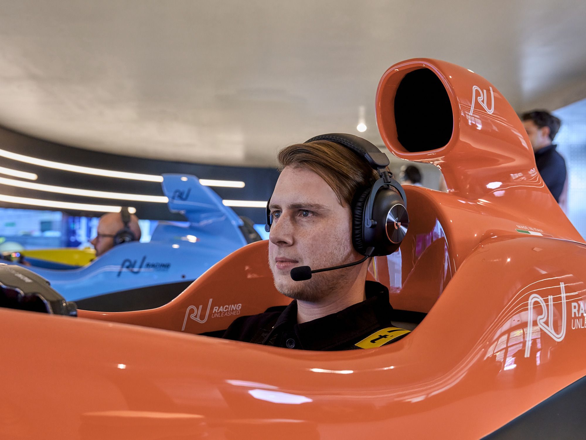 Racing Unleashed – Drive in a racing simulator in Zurich with optional ...
