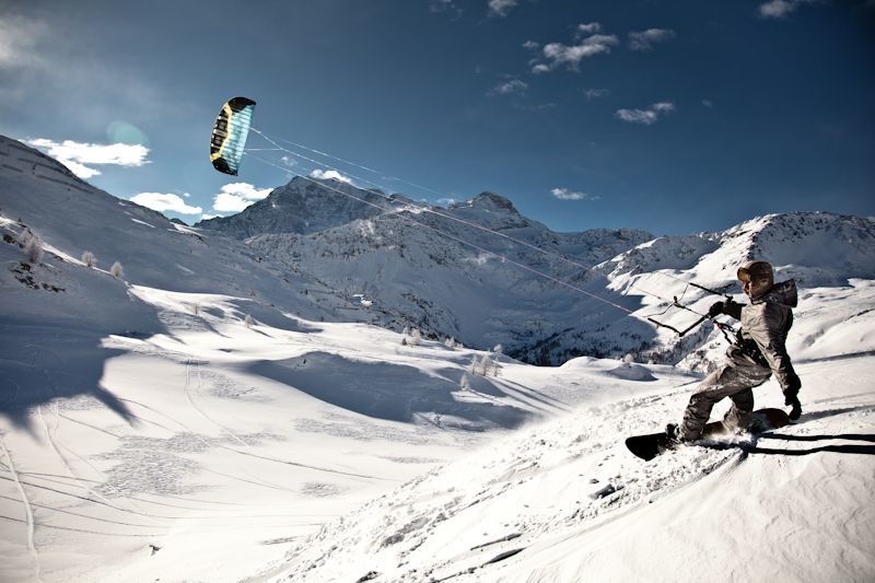 Curso de Snowkite para Principiantes en Simplonpass | Suiza Turismo