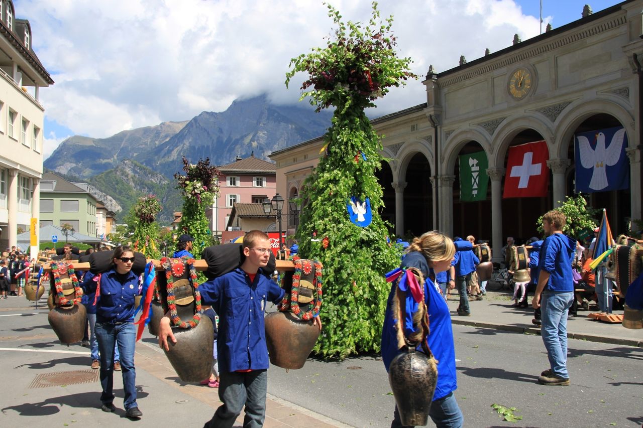 May bear - Living custom in Bad Ragaz | Switzerland Tourism