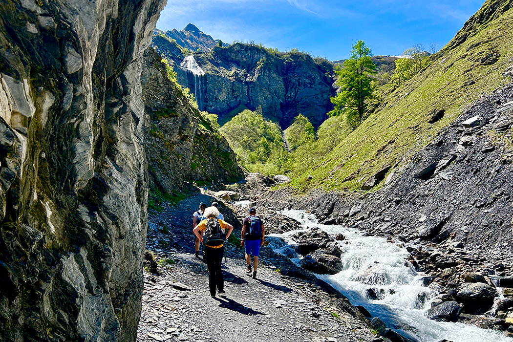Waterfall spectacle in the Sardona Tectonic Arena | Switzerland Tourism