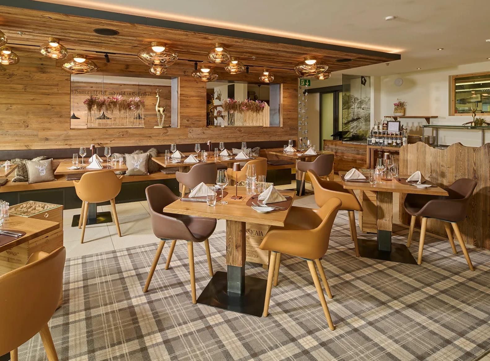 ASPEN alpin_lifestyle_hotel: Restaurant | Suiza Turismo