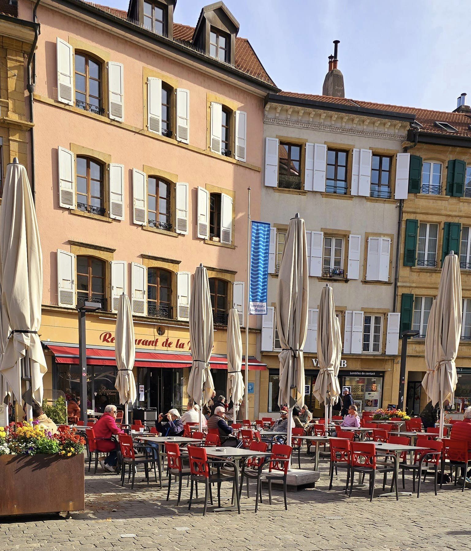 Restaurant de la Place | Suiza Turismo