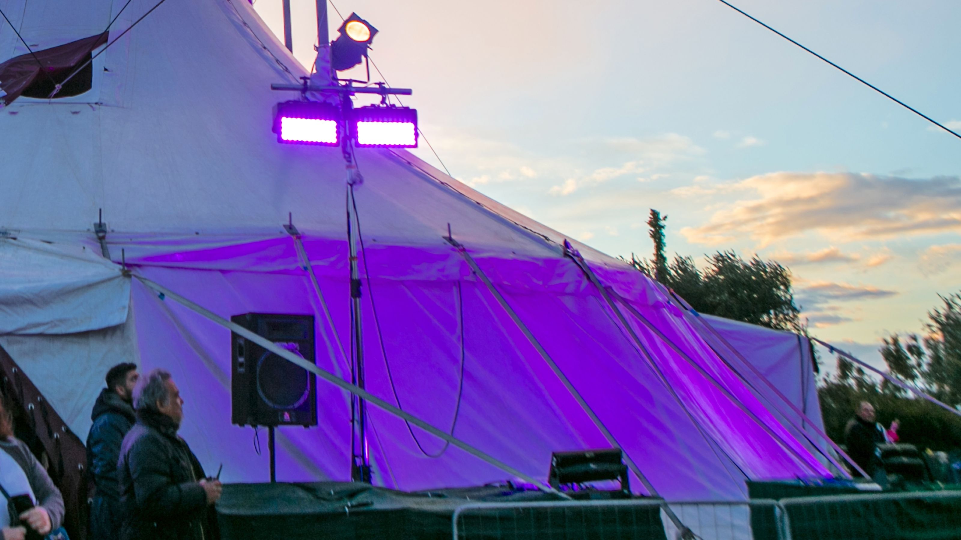 Zirkus im Seeburgpark / L'Homme Cirque mit David Dimitri | Suiza Turismo