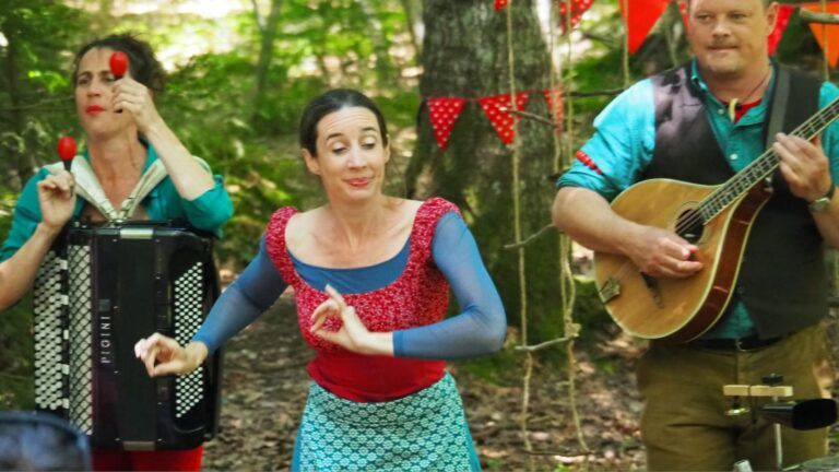 Un, deux, trois, nous irons au bois… à Bulle | Switzerland Tourism