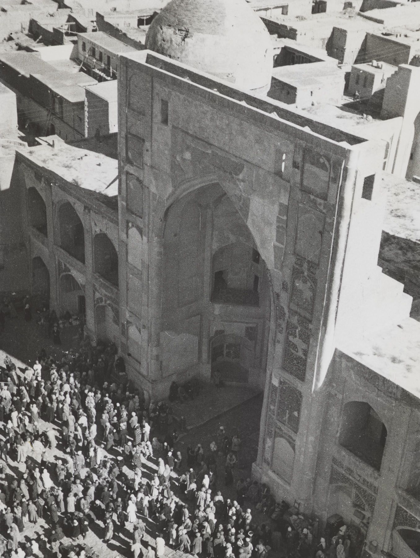 Ella Maillart. Photographic Encounters | Switzerland Tourism