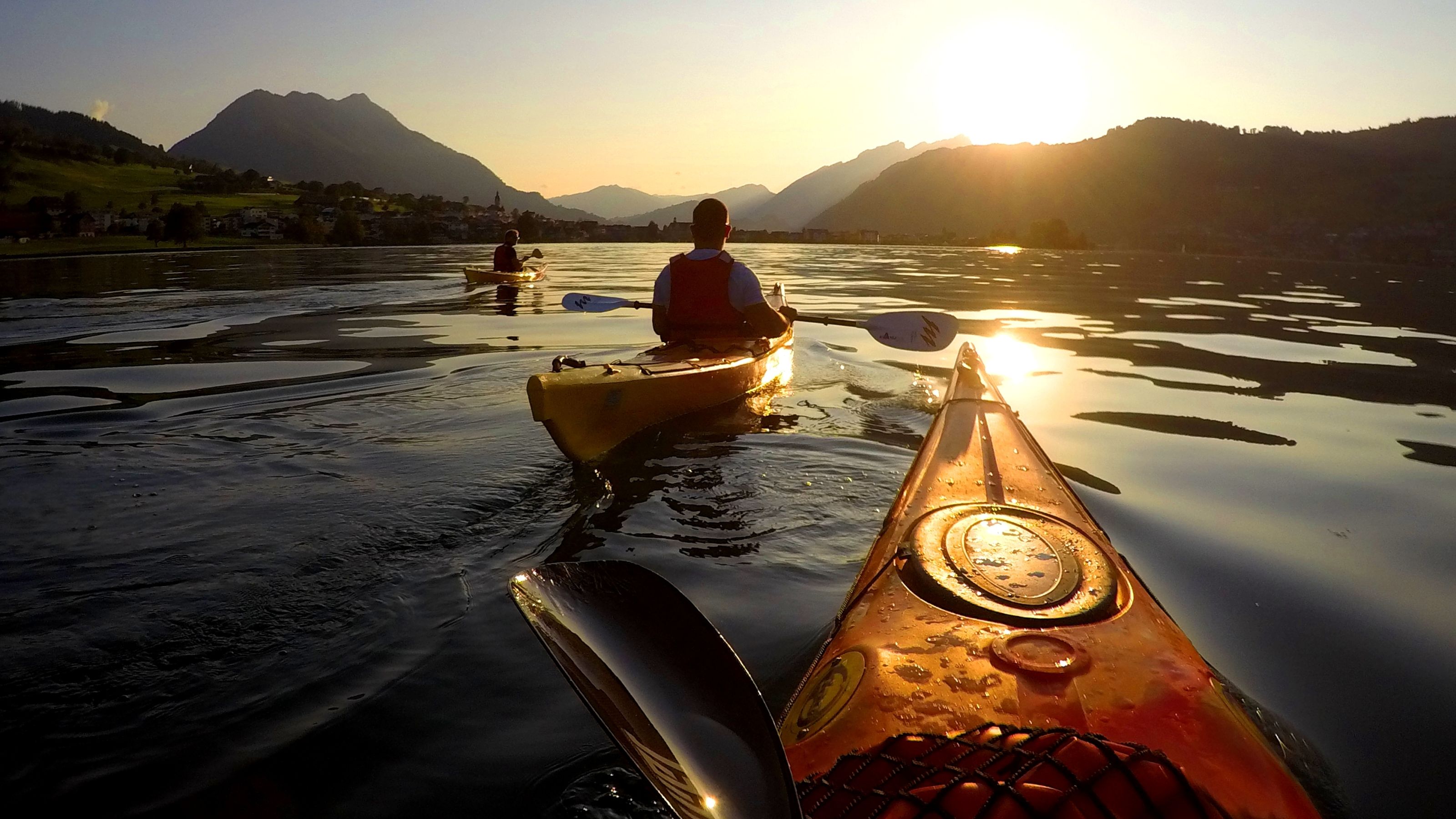 Sunset paddling Buochs | Switzerland Tourism