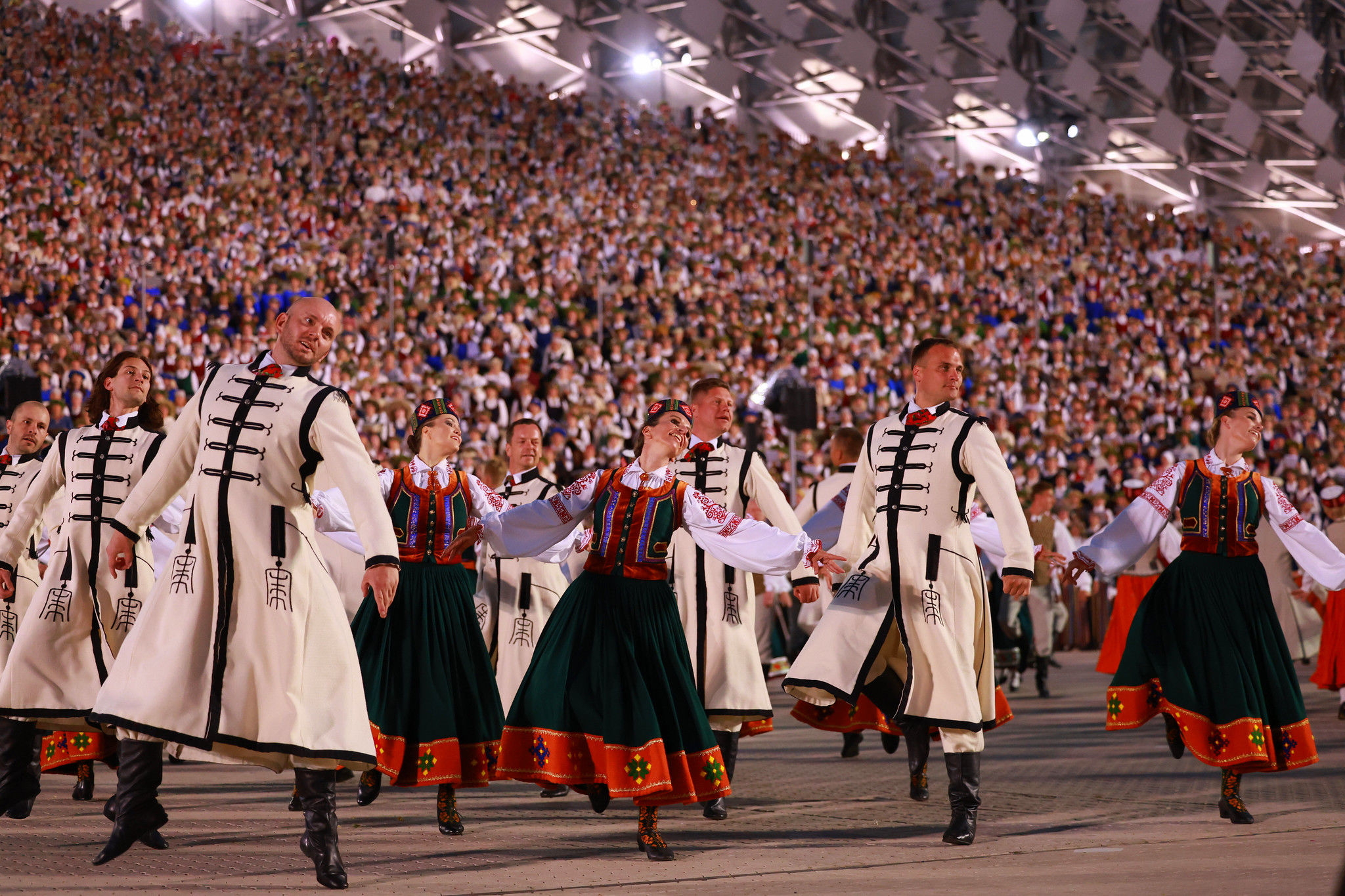 Lettland und seine Volkstracht | Suíça Turismo