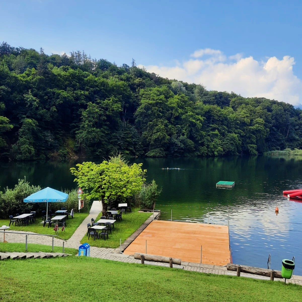Sketch comedy show on the floating stage | Switzerland Tourism