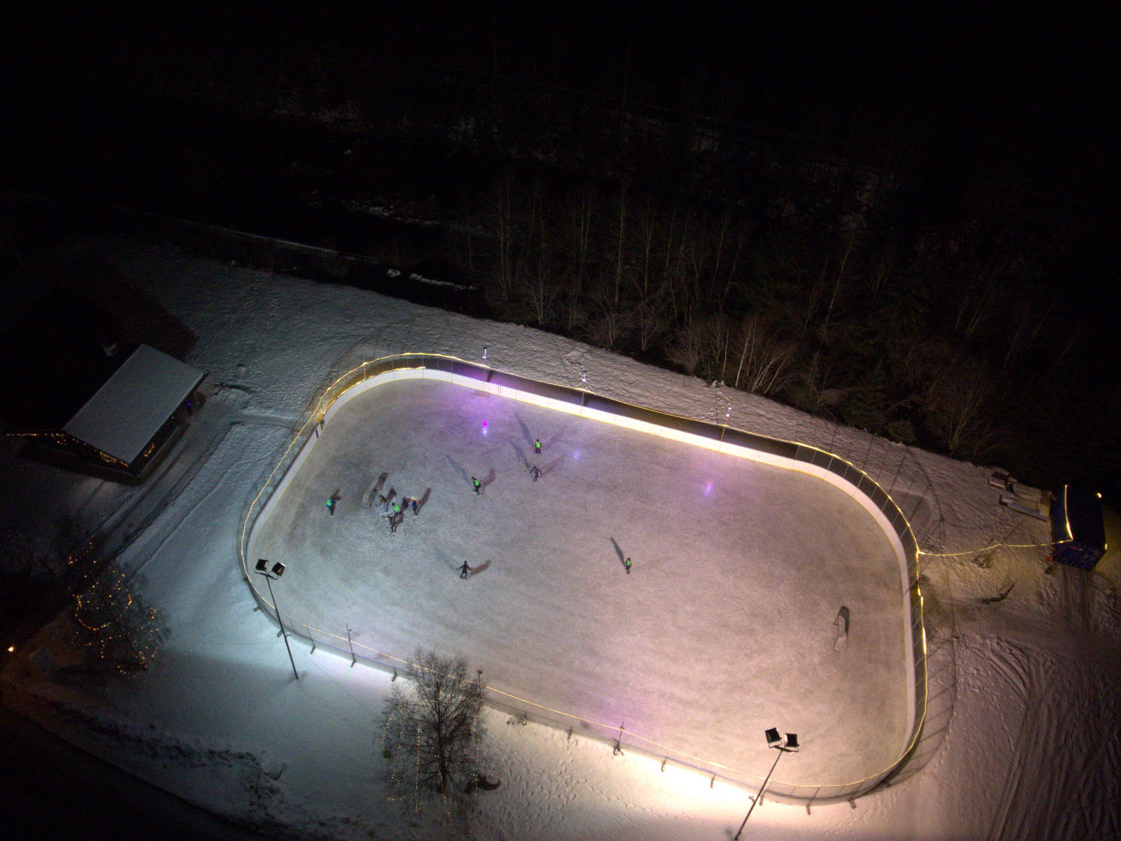 Eishockey Plauschturnier in Danis-Tavanasa | Switzerland Tourism