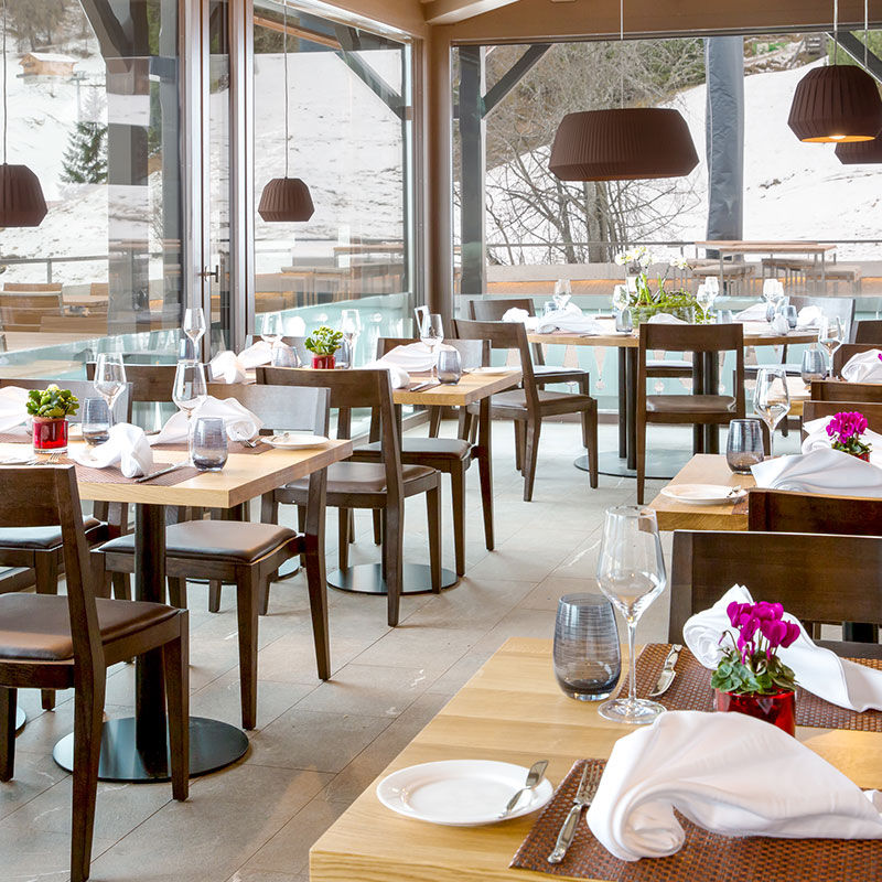 The Alpina Mountain Resort: Panorama Restaurant | Schweiz Tourismus