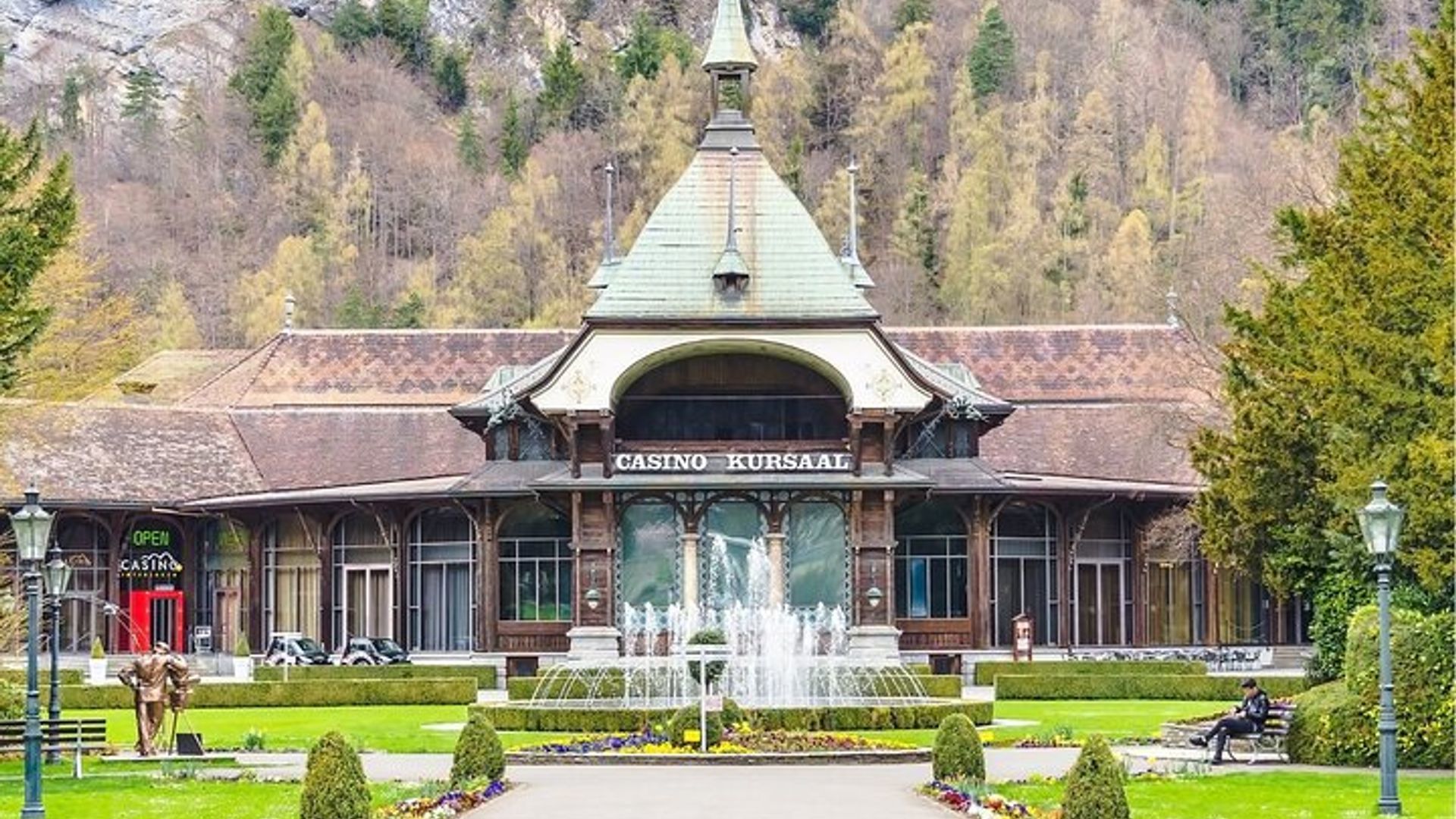 Small Group Tour to Mount Titlis & Interlaken by Car from Lucerne | Switzerland Tourism