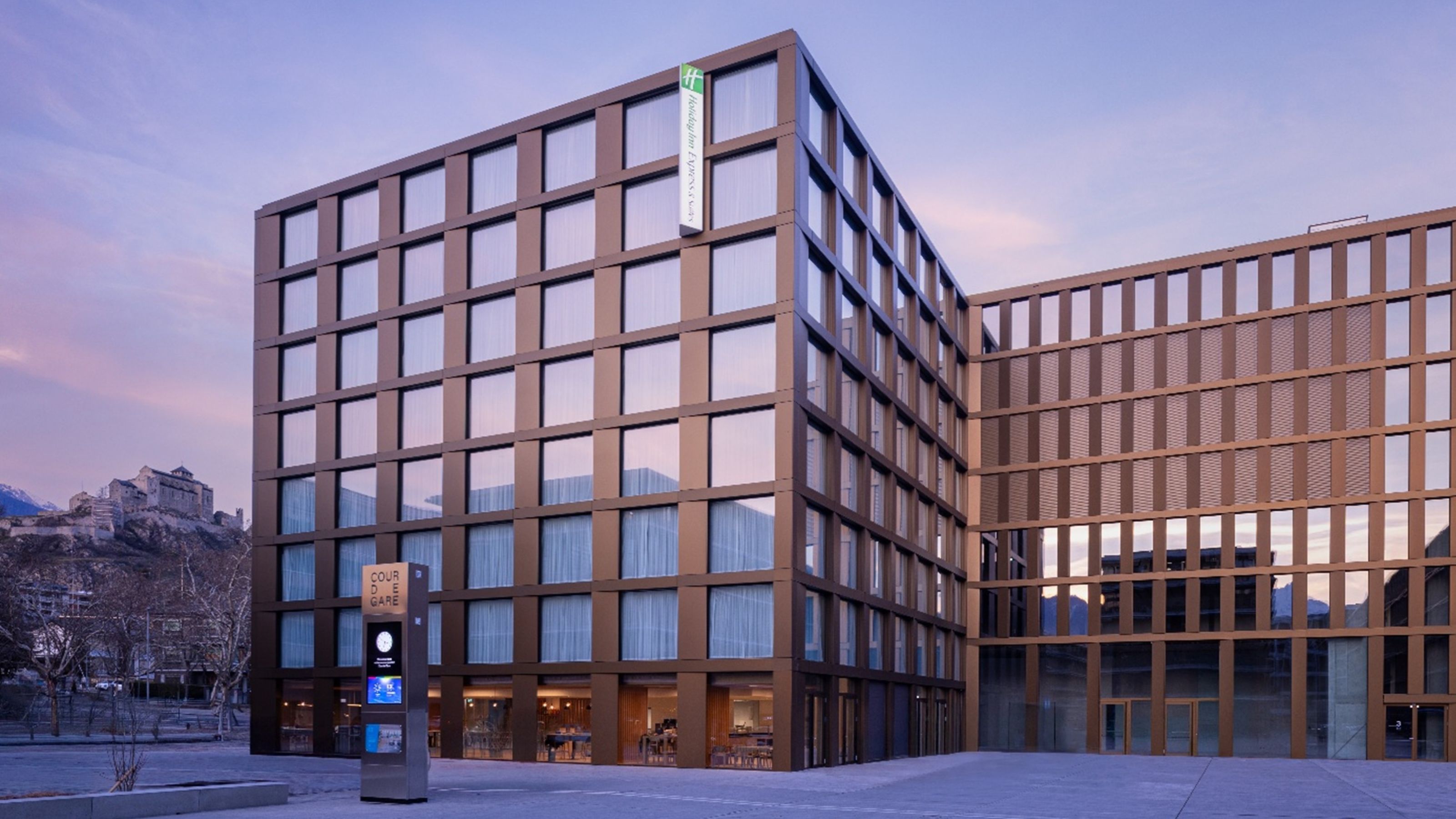 Holiday Inn Express Sion | Switzerland Tourism