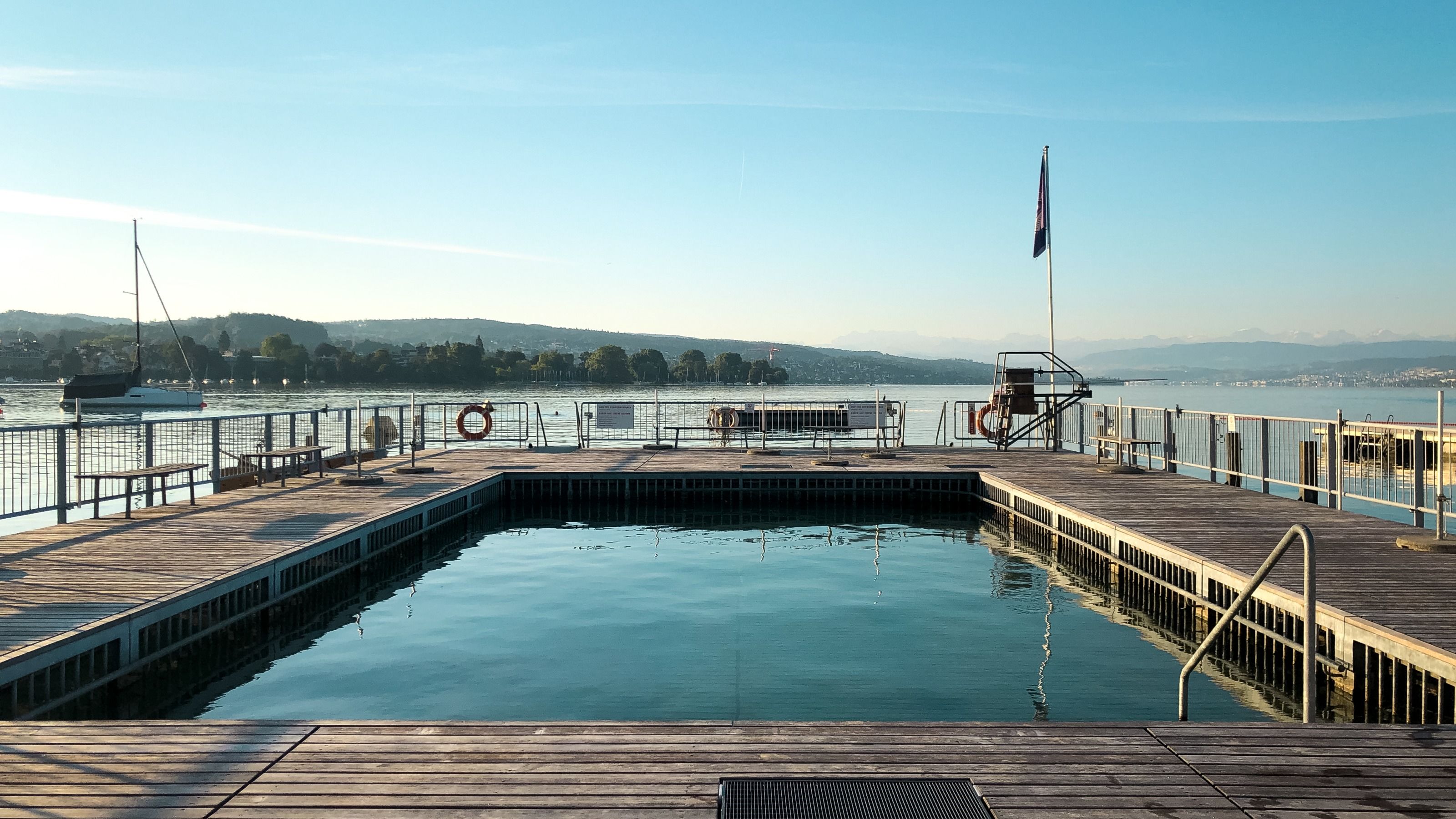 Seebad Enge & sauna by the lake | Switzerland Tourism