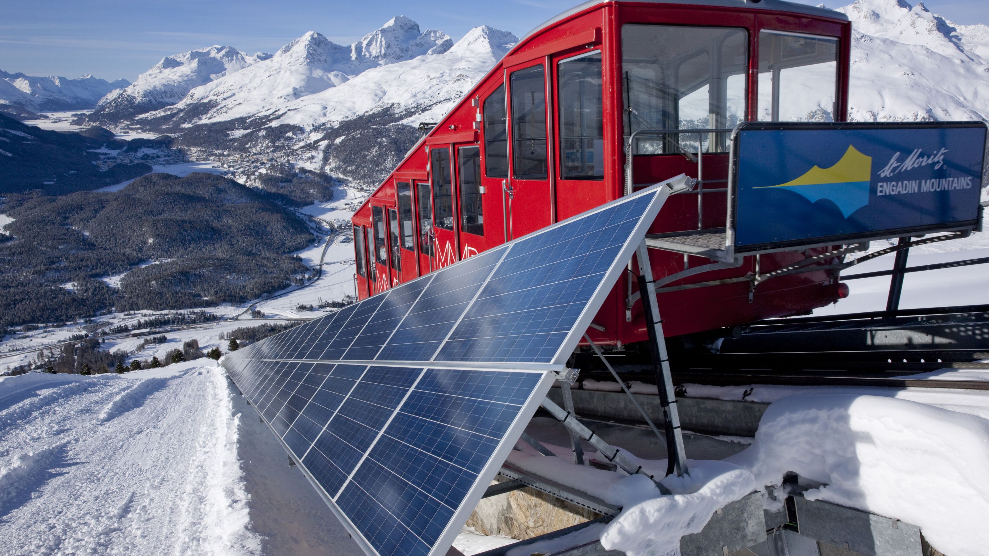 Muottas Muragl: hôtel Plusenergie (2456 m) | Suisse Tourisme