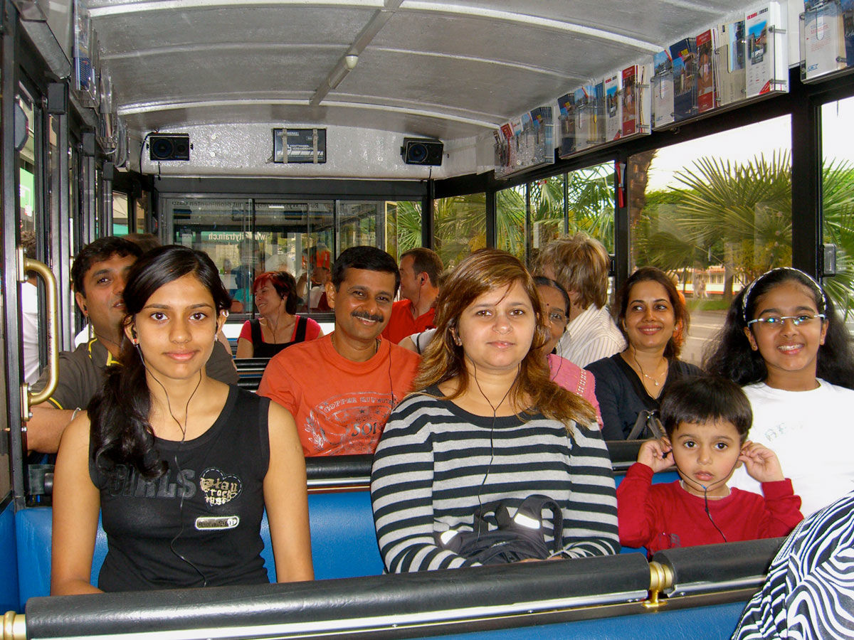 City tour: City tour by City train | Switzerland Tourism